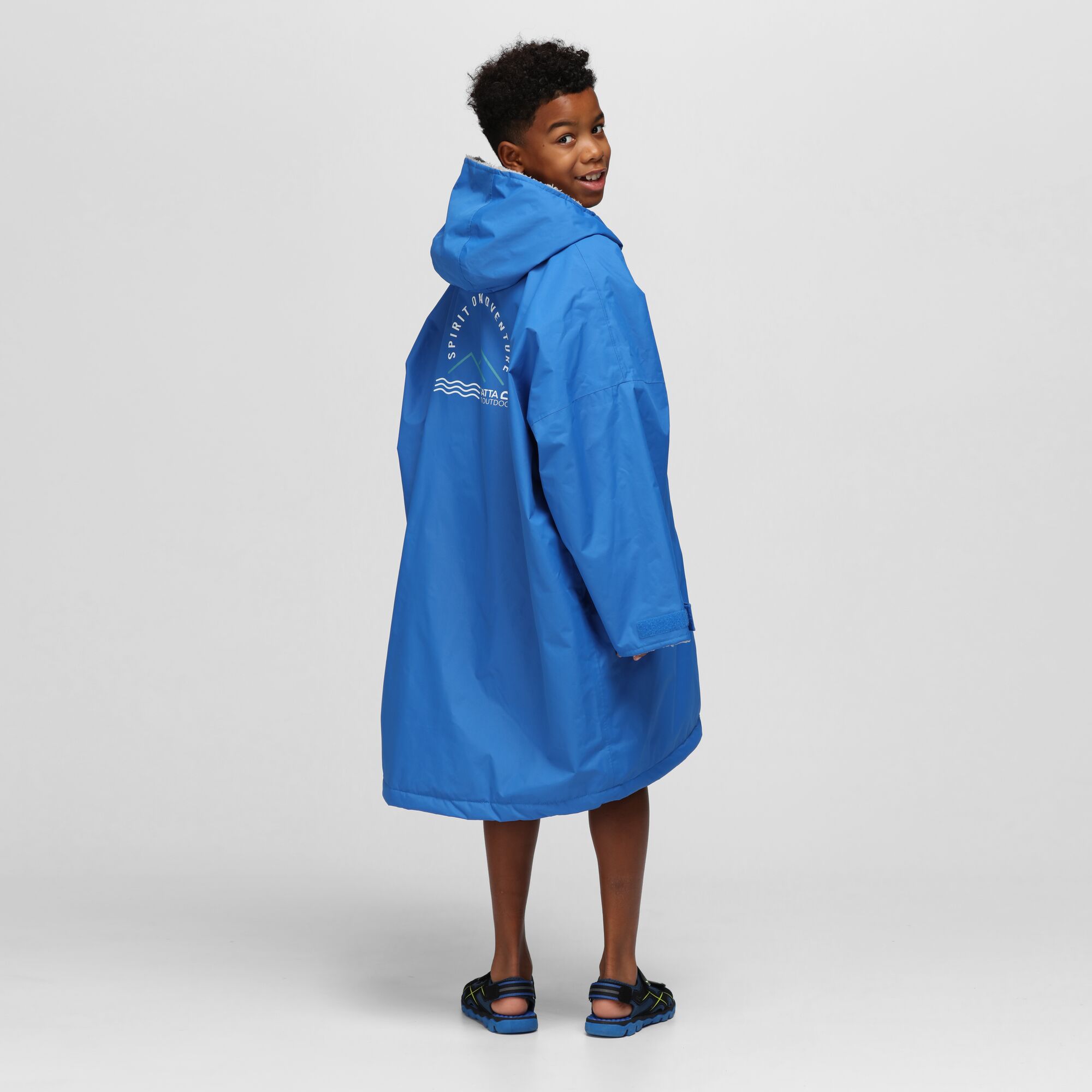 Regatta Kids Waterproof Changing Robe - Run Charlie