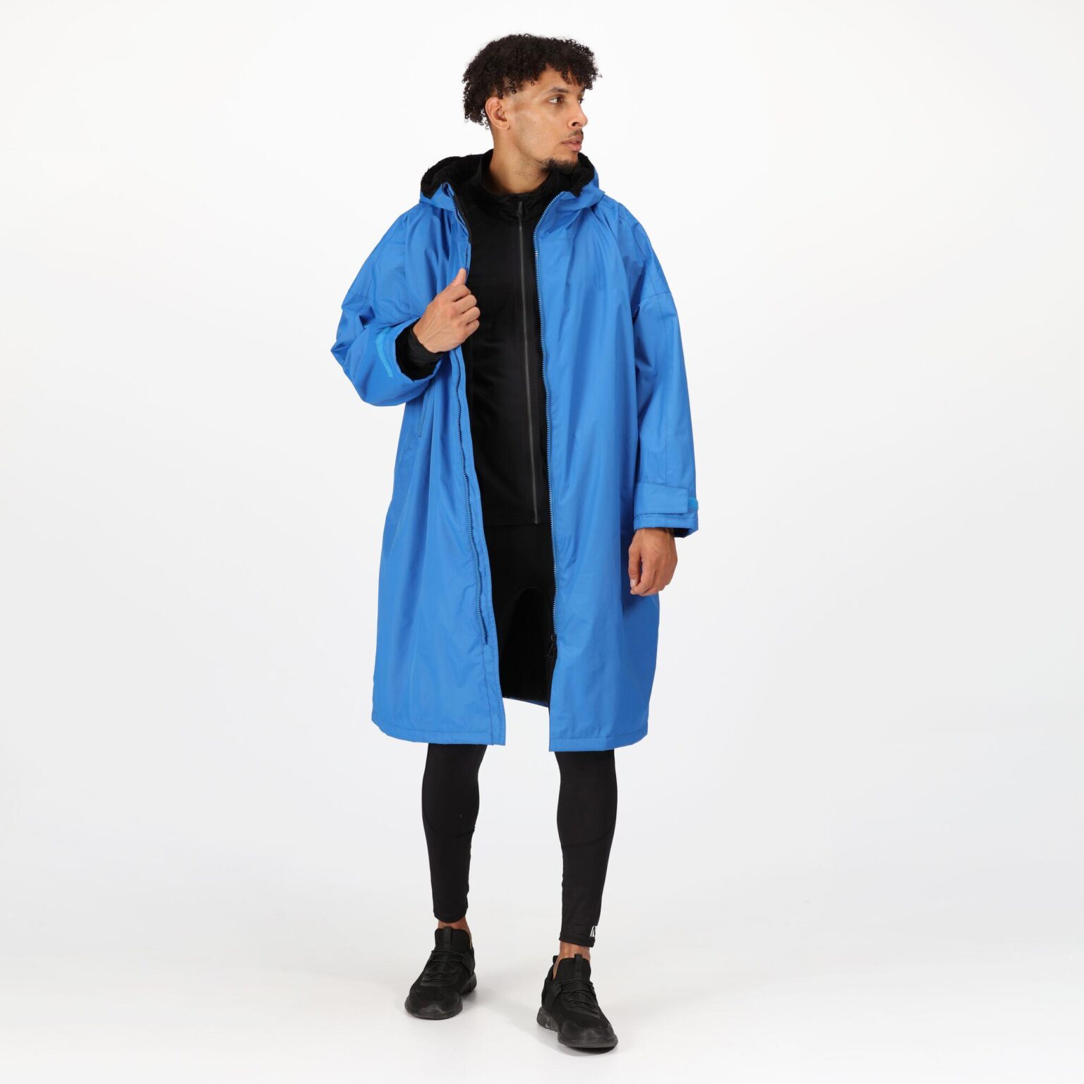 Regatta Pro Waterproof Changing Robe - Run Charlie